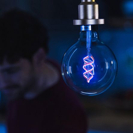 Foco led smart Wifi 220v Rgbw 6w Fil Globe Ledvance - Promart