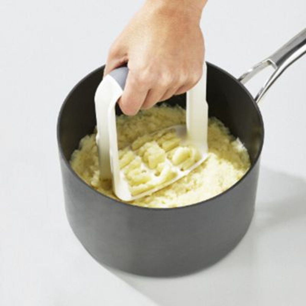 Prensador Manual de Papa Ergonómico - Promart