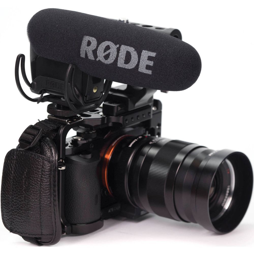 Micrófono de Cañón Rode Videomic Pro para Montar en Cámara - Promart
