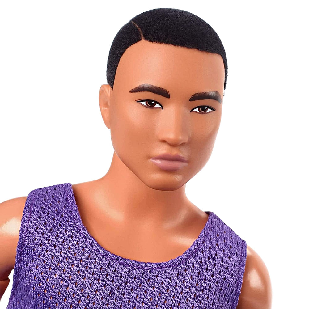 Muñeco Barbie Ken Looks 15 Moreno con Polo Lila - Promart