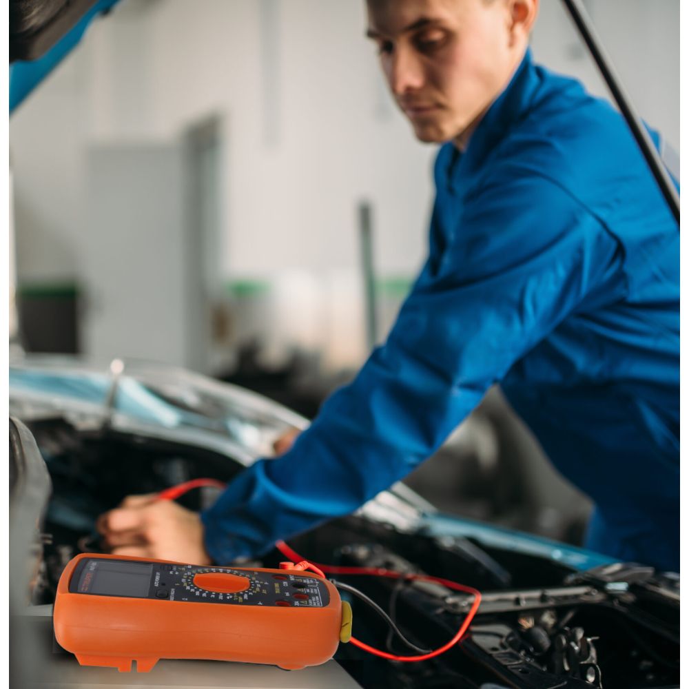 Multímetro digital Profesional para mantenimiento automotriz - Promart