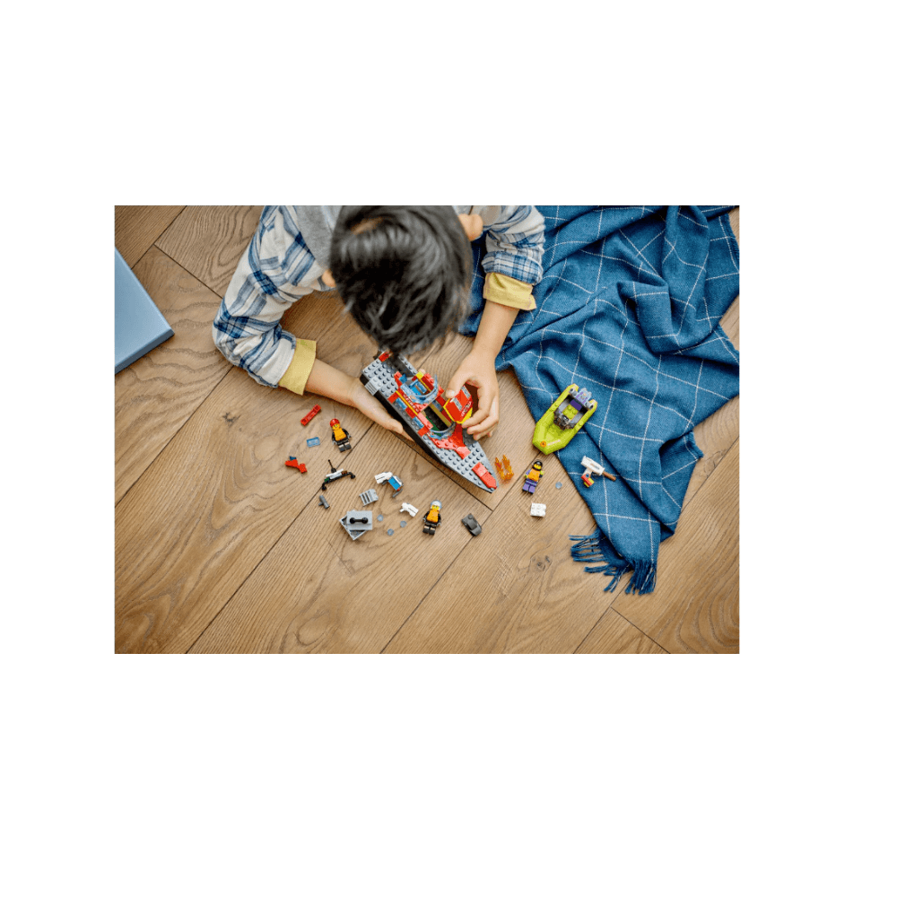 LEGO 60373 Lancha de Rescate de Bomberos - Promart