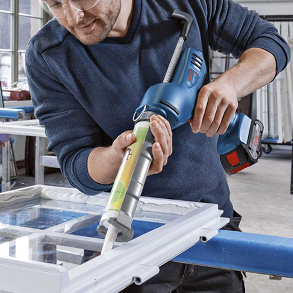 Pistola Calafateo GCG 18v - 310 18V Bosch - Promart