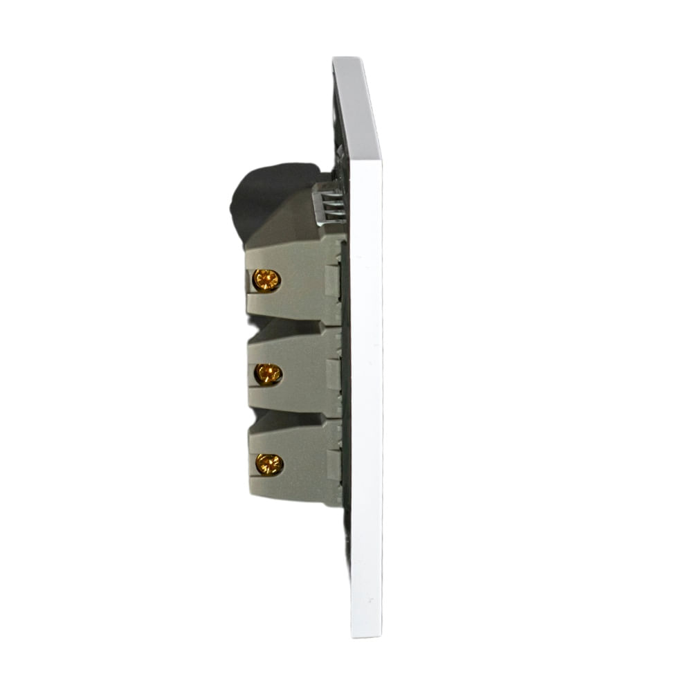 Tomacorriente Core Triple Universal Blanco Orange - Promart
