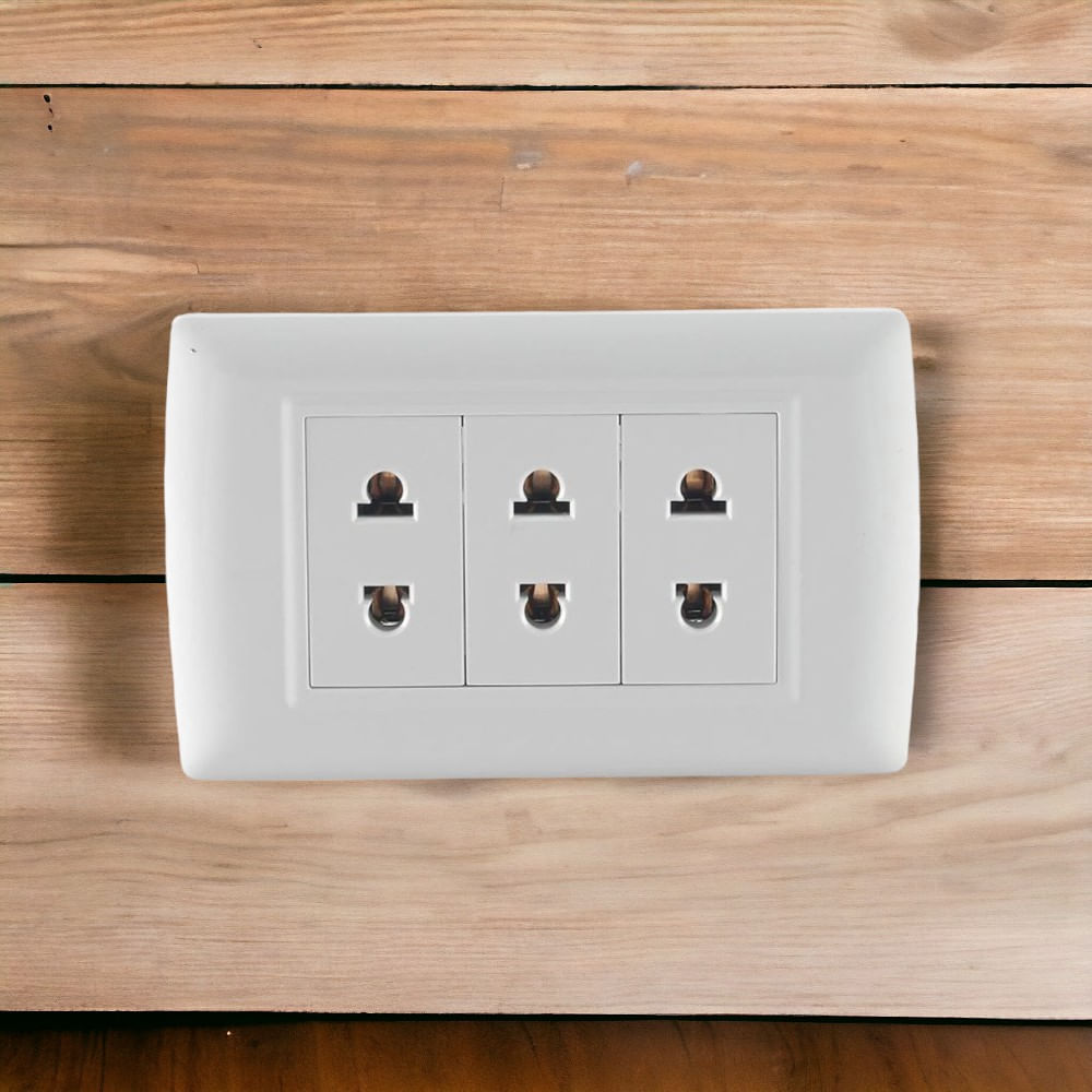 Tomacorriente Universal Triple - Basic Orange - Promart