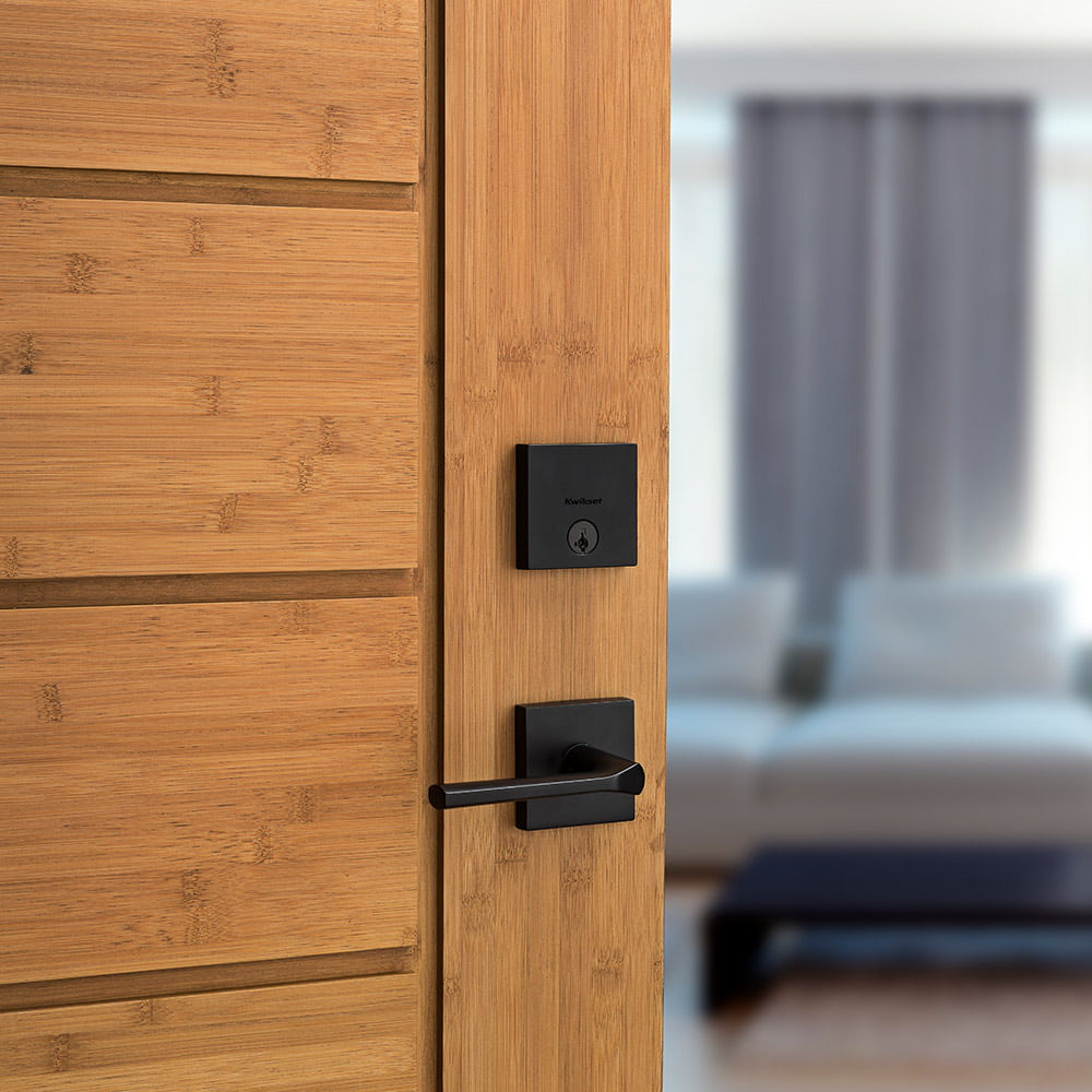 Chapa Sencillo Downtown Bronce/Acero Negro Kwikset - Promart