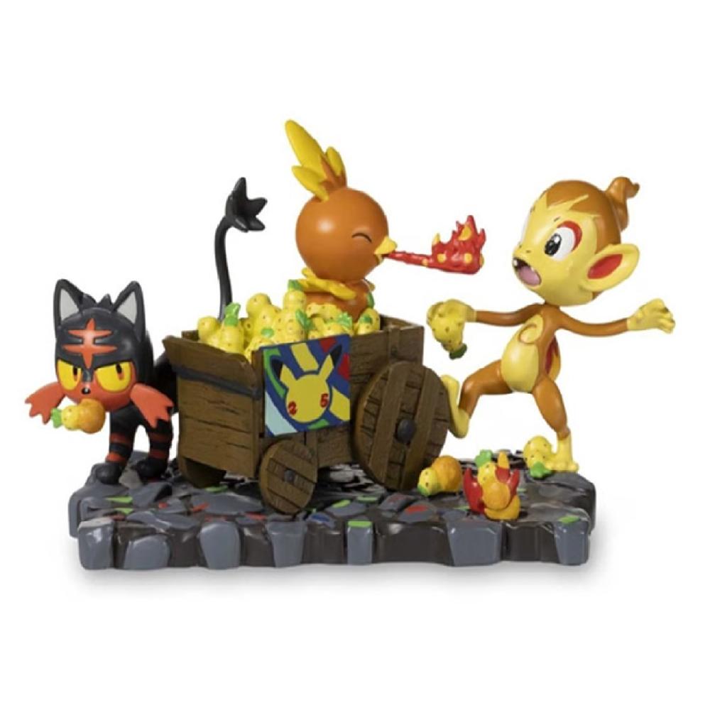 Desfile de celebración de Pokémon una figura Torchic Chimchar Litten ...
