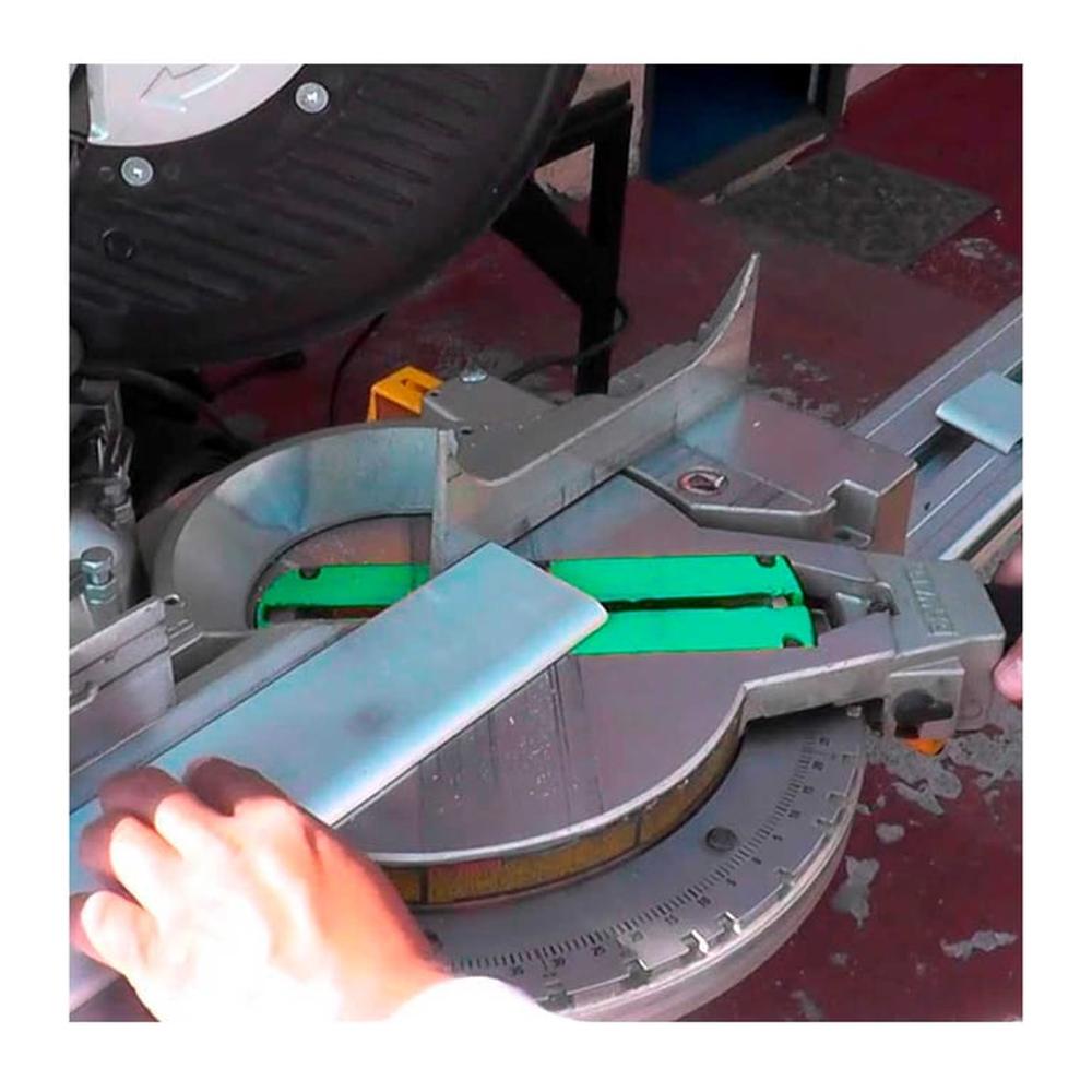 Sierra Ingletadora 10 Total 1800W Cortadora | Promart.pe - Promart