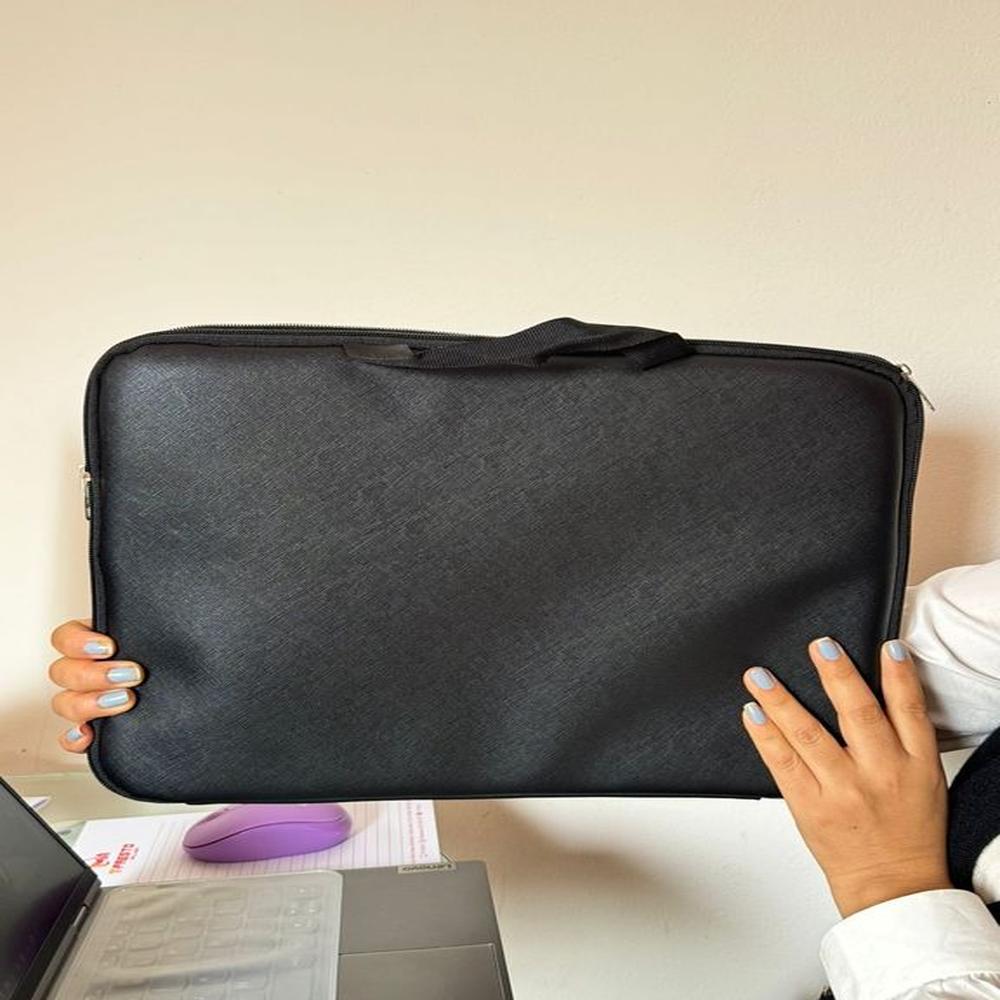 Maleta Funda para Laptop 15.6 a 16 pulgadas | Promart.pe - Promart