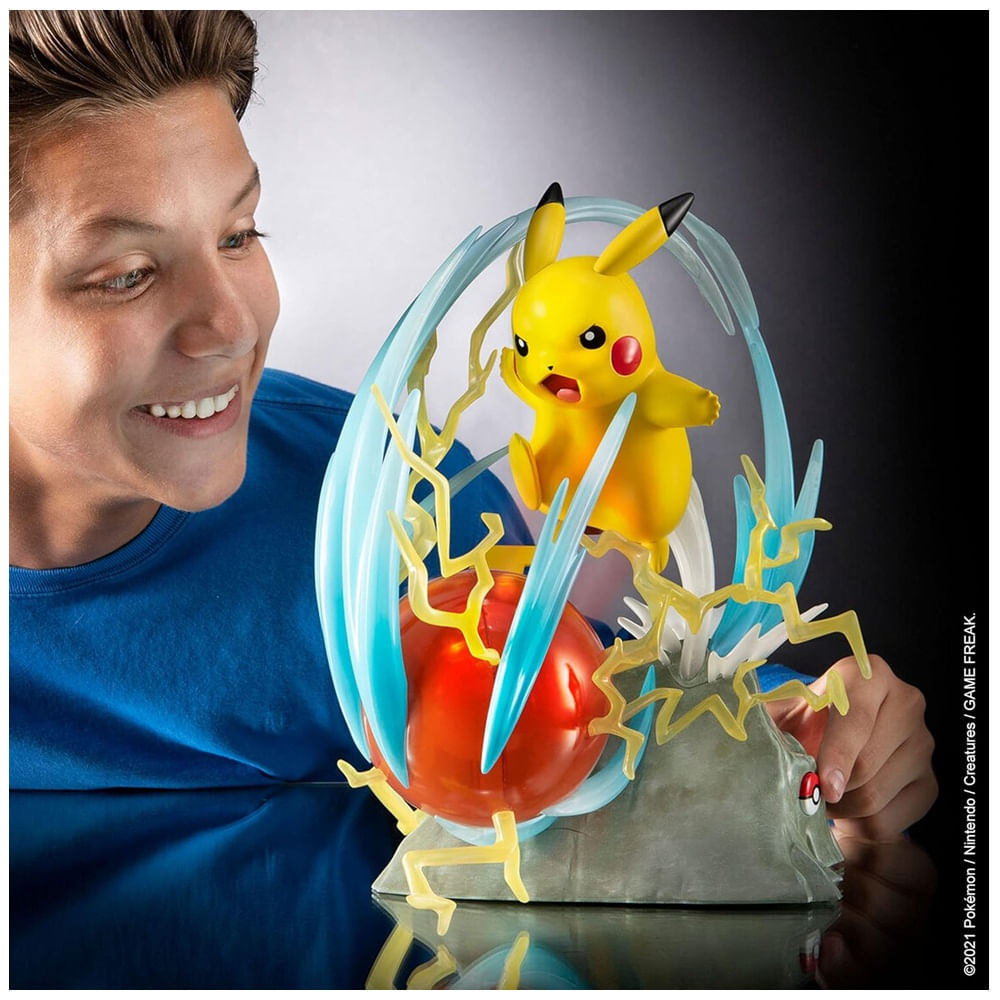 Figura de Coleccion Pokemon Light FX Pikachu 13 Pulgadas| Promart.pe ...